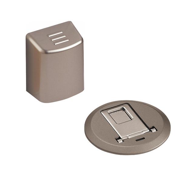 自動ロック式床側部材のフラップが立ち上がり、本体側部材に当たると、そのまま自動でロックされてあおり止めとなります。手動ロック式床側部材のフラップが立ち上がり、本体側部材に当たった状態で本体側部材を下方向に押すと、ロックされてあおり止めとなり...