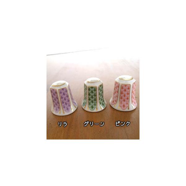 ■素材：陶磁器■サイズ：高さ 約2.5cm■製造：Lindner リンドナー（ドイツ）ドイツ南東部・バイエルンにあるリンドナー社のシンブルです。テーブルウェアを長年制作している老舗でその技術は小さなシンブルにも渡ります。ちょっと和風なうろこ...