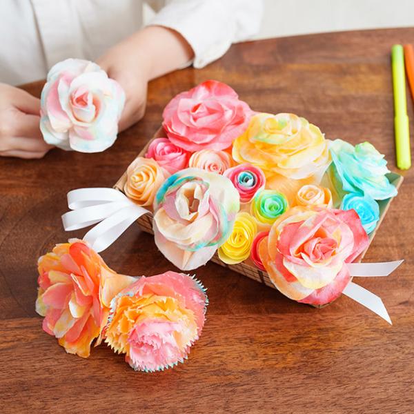 [商品サイズ]:・パッケージサイズ：幅24cm×奥行き21.5cm×高さ5cm[商品重量]:約250g[生産国]:日本[特徴]:■仕様・紙と水性ペンを使って、毛細管現象の原理を学びながらオリジナルのバラやカーネーションなどの花を作ることがで...