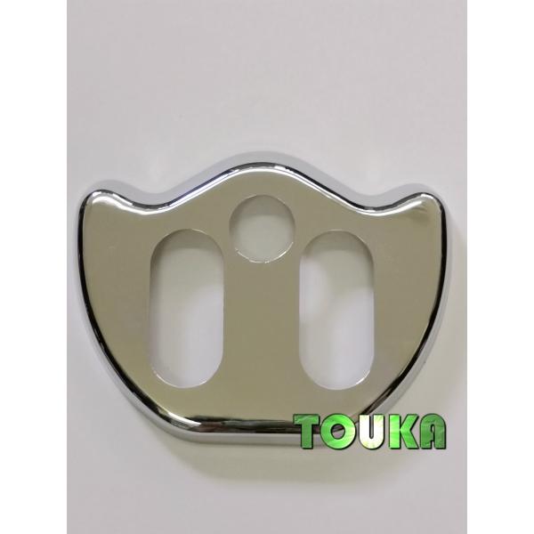 ■商品番号AF58-003■商品概要商品内容：ハンドル　ポスト　カバー　1個カラー：メッキ付属品：なし■適合車種▼HONDAズーマー　ＡＦ58■注意事項(1)商品は新品ですが、製造過程、輸送、保管などの時若干のキズや汚れなどがある場合が御座...