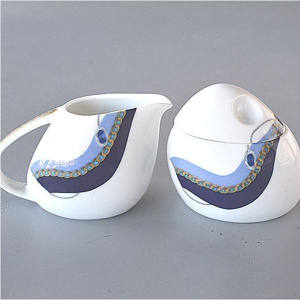 シュガーポットφ9×H9ｃｍ　容量180ｃｃクリーマー　φ11×H8ｃｍ　容量100ｃｃ磁器製国産品電子レンジ、食洗機OK