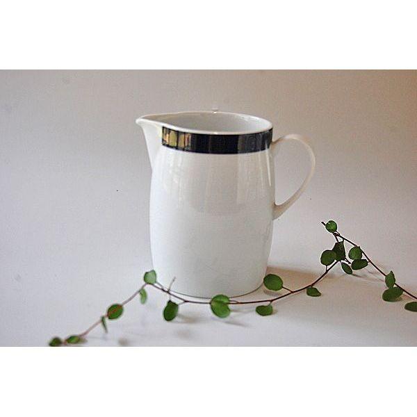 ○ Φ8.5ｃｍ　Ｈ10.2ｃｍ　240ｇ ○外側には白い筋目が入っています。　　　　○電子レンジ、食洗機OK　　　○国産品