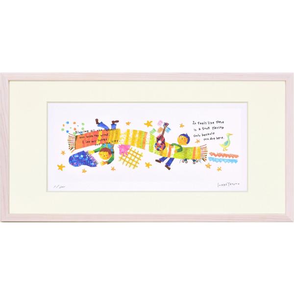 商品名 ジークレー版画 額付き絵画 はりたつお作 「マフラー」シートサイズ:約400X200mmマットの窓枠寸法:約290X135mm額縁外寸:約420X220X25mm重さ:約670g仕様 ジークレー版画、木製額縁、2mm厚マット、ガラス...