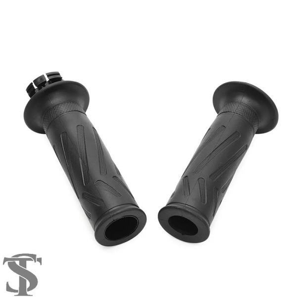 当店の商品は並行輸入社外品です。車用品の場合、特に記載のない場合は左ハンドル用となります。・商品はTOPもしくは、オプションでご選択した商品となります。＊セット、個別での商品が混合してオプション選択できる場合があります。商品価格についてセッ...