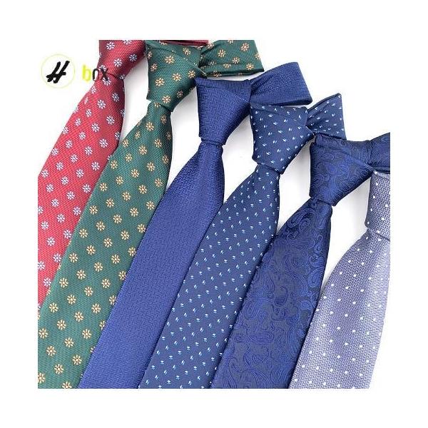 素材：ポリエステル●中国製※日本サイズ表示ではなく、ご購入前にぜひともサイズ表をご確認ください。※お使いの画面と実際のお色に若干の差がある場合がございます。※機械による生産過程におきまして、どうしても生地を織る際の糸の継ぎ目や多少のほつれ、...