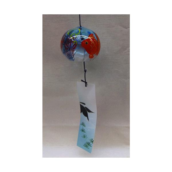 「ぎやまん」とは昔の言葉でガラスなどを意味して、現在はカットガラスのことを言います。内側にみかんの房のようなぼこぼことしたカットをほどこして、より涼やかな雰囲気になっています。心洗う音色、四季情緒を描いた蒔絵は、夏の楽しみを感じていただけま...