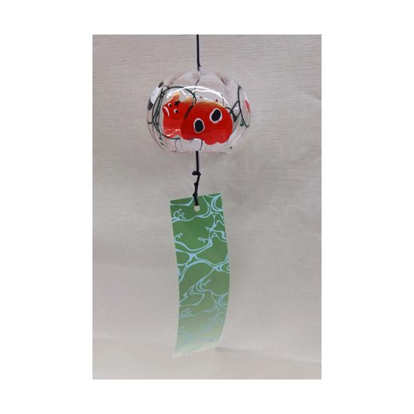 「ぎやまん」とは昔の言葉でガラスなどを意味して、現在はカットガラスのことを言います。内側にみかんの房のようなぼこぼことしたカットをほどこして、より涼やかな雰囲気になっています。心洗う音色、四季情緒を描いた蒔絵は、夏の楽しみを感じていただけま...