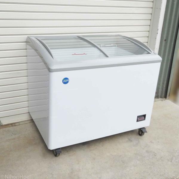 JCM 冷凍ショーケース JCMCS-180 ◆ 186L 幅1002×奥行694×高さ850mm ◆ -25℃ スライド扉 冷凍庫 デジタル温度表示◆上部スライド式全面ガラス扉で中身が見やすい◆2020年製（電源コードより）◆外形寸法：幅...