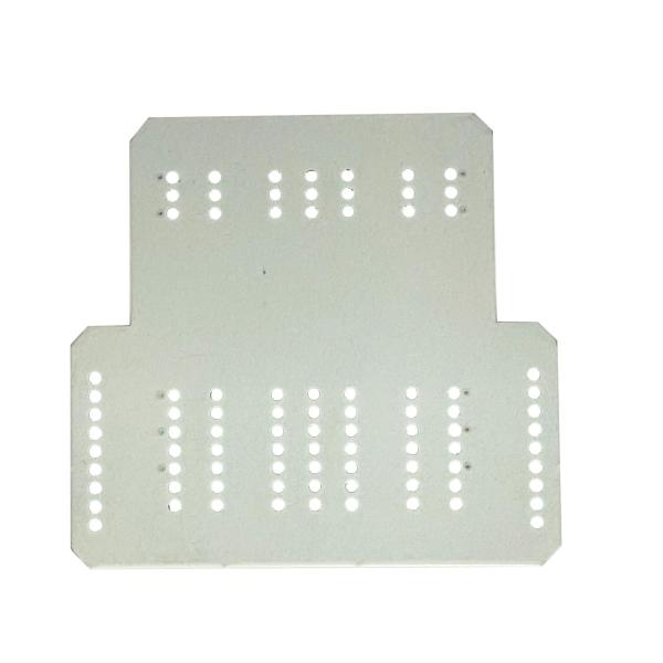 ●提灯を製作する治具です。●平行出しが簡単にできます。●マルチ補強プレートの既存の穴位置に目印のポンチを打ってあります。（写真2枚目）●ステーの位置を調整出来るように加工用（Φ2）の穴をあけてあります。【商品説明】型番：SKW-0018品名...