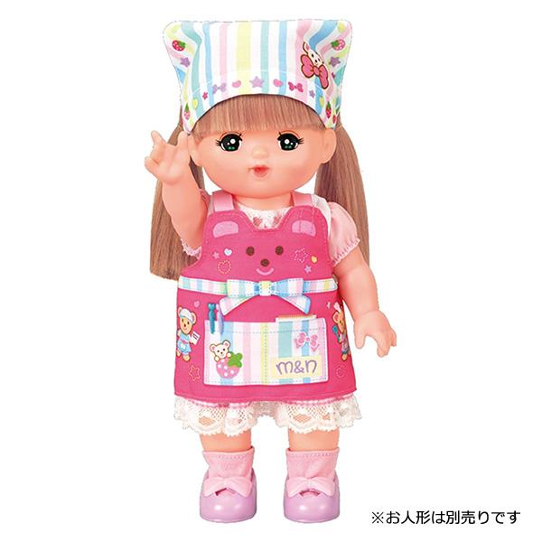 かわいいくまさんのエプロンとさんかくきんでおしごとしましょ。エプロンはおようふくの上に着せられるよ。セット内容さんかくきん、エプロン※お人形は別売りです。発売日：2024年4月パッケージサイズ：183×253×5mm使用電池：不要対象年齢：...