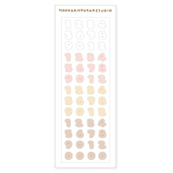 韓国の人気雑貨ブランド、HOOKKA HOOKKA STUDIO（ふかふかスタジオ）の牛乳をイメージした柔らかいパステルトーンの数字シールです。キラキラ光るグリッター仕様。SIZE：50×150(mm)