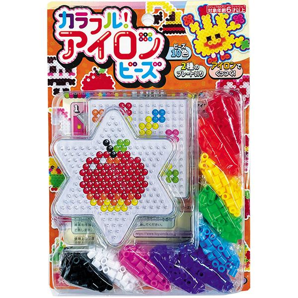 アイロンの熱でくっつく不思議なビーズ！ビーズ10色、プレート2枚、図案10枚入っています。のりもの、どうぶつ、たべもの、ポップ、スイーツ、ファンシーいろんな図案が70種類以上ダウンロードできるよ！※アイロンの使用は保護者の方が行ってください...