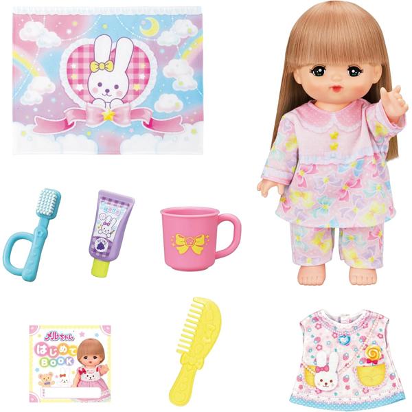 ロングヘアメルちゃんと「おきがえ」「はみがき」「おねんね」遊びを楽しめるセット。3歳からのお子様にぴったり。メルちゃんと遊びながら一日の習慣を覚えることができます。セット内容ロングヘアメルちゃん、パンツ、パジャマ上下、ワンピース、かけぶとん...