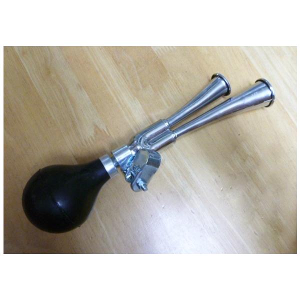 手動式のパフパフホーン！ハンドルクランプ付きバイクから自転車まで、好きな所に簡単に取り付けＯＫです！全長：約26cm　