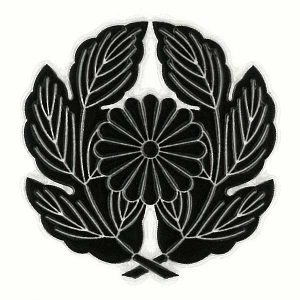 ■日本製■柄サイズ　W3cm×H3cm家紋の柄のみが残るタイプのステッカーです。貼り付けかんたん、他に類を見ない質感と輝き、抜群の耐久性と粘着力！スマホカバーや剣道の胴に貼り付けるのに調度いいサイズ！