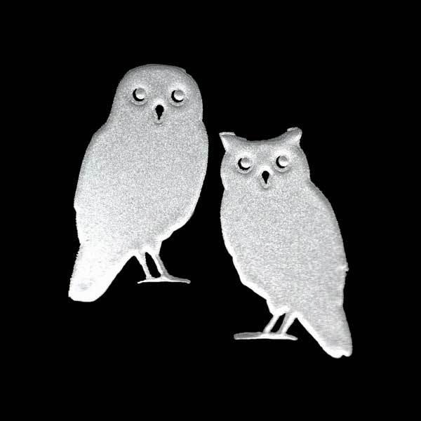 ■日本製■シールサイズ　横35mm x 縦35mm ■柄サイズ　横30mm x 縦30mmに収まるサイズ ※サイズについて詳しくは商品画像をご覧下さい。柄のみが残るタイプのステッカーです。貼り付けかんたん、他に類を見ない質感と輝き、抜群の耐...