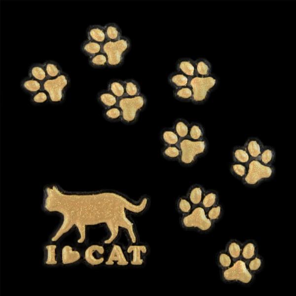 可愛らしい猫の蒔絵シールです！貼り方次第であなたのオリジナルアイテムが作れます！スマートフォンケースや小物のワンポイントに最適なシールです。ー詳細ー■シールサイズ　横35mm x 縦35mm ■柄サイズ　横30mm x 縦30mmに収まるサ...