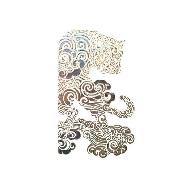 スマホをど派手にタトゥーする、蒔絵シールです。和柄4種で存在感をだすスマホに変わります。スマホの全面に貼れるサイズですのでノートパソコンやタブレットにも！【シールサイズ】W60×H103mm【パッケージサイズ】W100×H148mm・蒔絵シ...