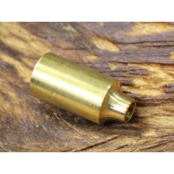 CT用にレベルワインダーを取り外したリール用のスピードブッシュです！ウルトラキャストスプールのドーム型サイドプレート用（サイドプレートにベアリングまたはブッシングのいずれかが取り付けられているオールドタイプ）ベアリングまたはブッシングを取り...