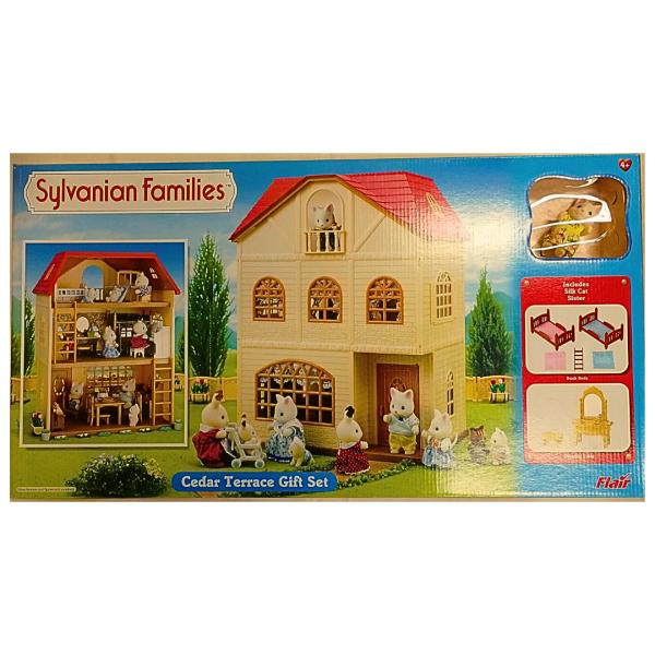 海外版シルバニア Cedar Terrace Gift Set(注意)　○新品ですが、テープの二重貼り、剥がれ、色あせ等がございます。○中のゴムが切れて人形が固定されていない場合がございますので、ご了承ください。商品管理番号　S1奥-503...