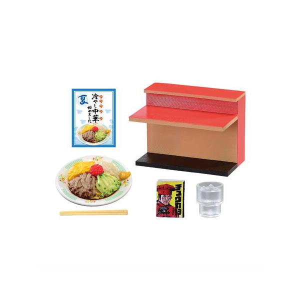 ■商品名：ぷちサンプルシリーズ やっぱりこの味！路地裏町中華ぷちサンプルシリーズから昔ながらの町中華屋さんが新登場 ！お馴染みの赤いカウンターでお店が再現できるよ！※配送方法によっては、箱を折りたたみ発送します。■53635■メーカー：リー...