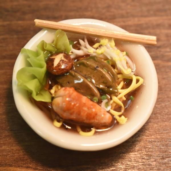 ▼この商品は【ミニチュアフード 麺料理シリーズ [SM-FND04]】です。1/12スケールのミニチュア ドールハウス用の小物です。海外輸入商品の為、塗装などにムラがある場合がございますのでご了承ください。ミニチュア麺料理シリーズです！ハン...