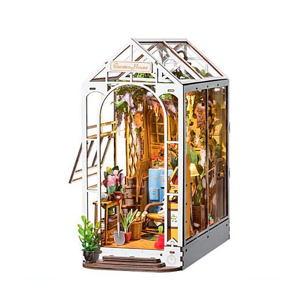 ROBOTIME社のRolif DIYブックヌックシリーズです！このDIYキットは、ウッドパズルとミニチュアハウスの魅力を両方楽しむことができます。書籍を並べたり、本棚に飾ったり、お部屋の雰囲気をアップさせるDIY立体パズル＆クラフト式ブッ...