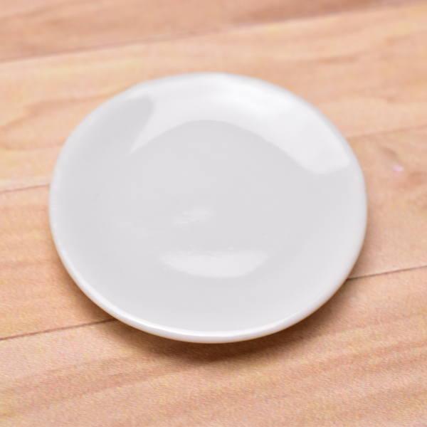▼この商品は【ミニチュアパーツ 陶器 Mサイズ [MPLP10] (セラミックプレート/カラー：ホワイト)】です。1/12スケールのミニチュア ドールハウス用の小物です。海外輸入商品の為、塗装などにムラがある場合がございますのでご了承くださ...