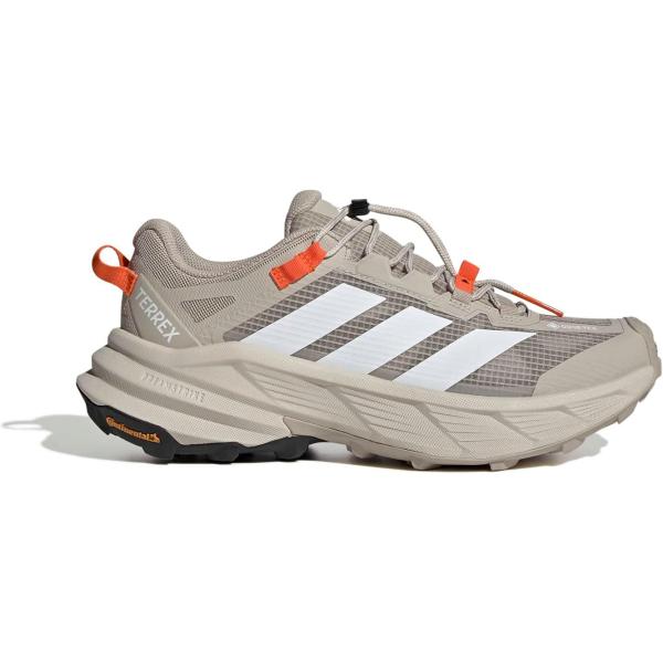 ■バリエーション：トレッキングシューズ,ワンダーベージュ/フットウェアホワイト/ワンダーアルミナ (HQ4883)■メーカー：adidas・レギュラーフィット・スピードレーシングシステム・テキスタイルと合成素材のアッパー・OrthoLite...