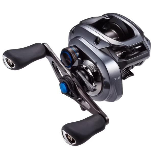 ■バリエーション：70HG,70HG/右巻,70HG■メーカー：シマノ(SHIMANO)・ギア比：7.2 / 最大ドラグ力(kg)：5.5 / 最大巻上長(cm/ハンドル1回転)：75・ハンドル長さ(mm)：42 / 自重(g)：200・ス...