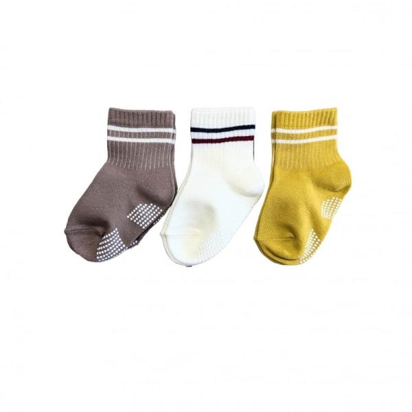 ,,#00003556,#00003627,#20251225001 ・お買い得な3足セット・9-15cmの伸び伸びタイプ・足裏にスベリ止め付き＜主な材質＞ 綿・ポリエステル・その他中国製