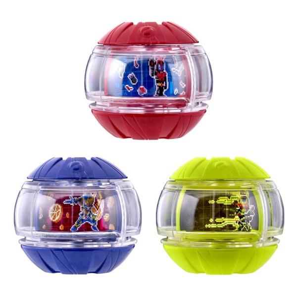 仮面ライダーゼッツ』より、「DXレジェンドライダーカプセムセット04」が登場！「カブトカプセム」「鎧武カプセム」「ゼロワンカプセム」のセット商品です。別売りの「変身ベルトDXゼッツドライバー」にセットすることで各ライダーオリジナルの音声、発...