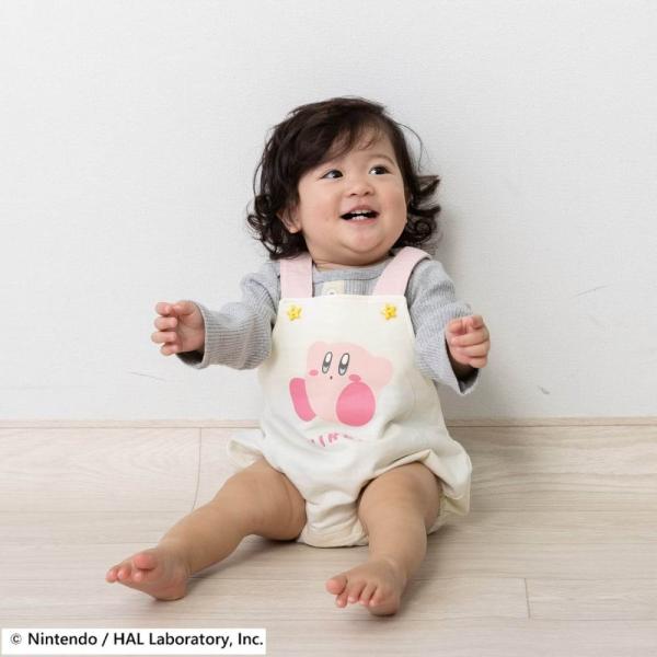 星のカービィの吊りブルマです。カービィの大きなプリントが目を引く裏毛素材と総柄がとってもキュートなデニムニット素材の２バリエーションの展開です。