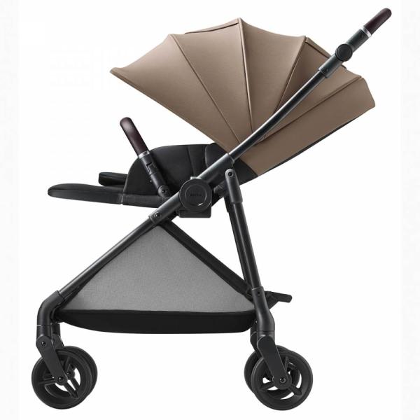 #20260306008,#00003742 I'm Free　いつでも、どこでも、颯爽をあなたに。ルーチェフリーLIMITEDカラー登場！！4輪フリー機能ハンドルレバーをギュッと握れば、スッと真横に快適スライド4輪フリーで思いのままの押し心地。