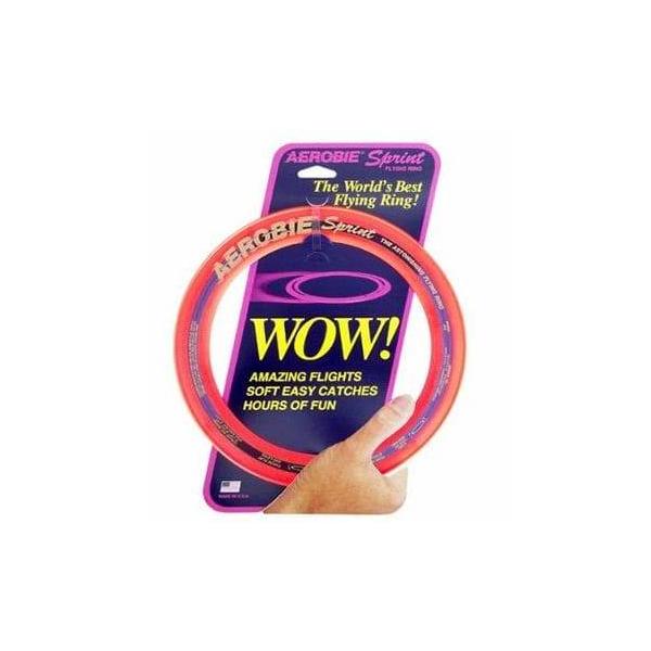 日本で販売されてから、20年以上、脅威の飛距離を飛ぶフライングディスクとしてすっかりおなじみのエアロビーシリーズ。飛行距離を競ったり、普通のフリスビーではできないような長距離でのキャッチディスクはエキサイティングそのもの。シャープな飛びは子...