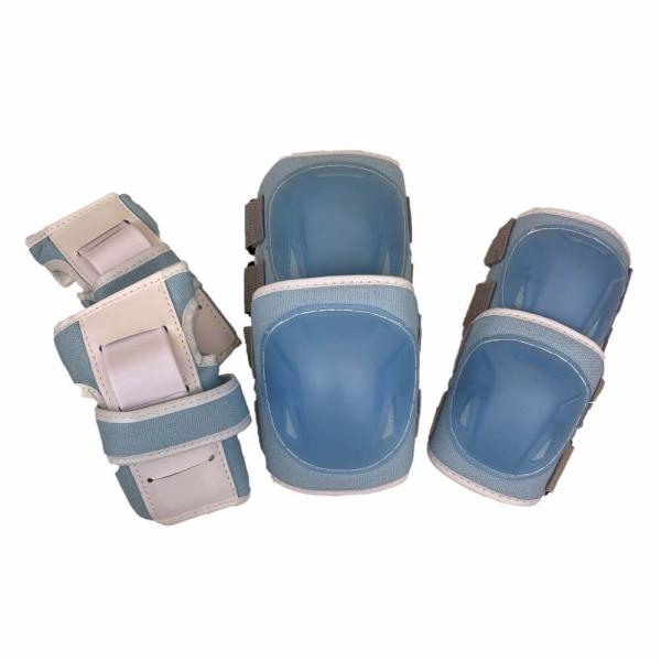 スケートボードやローラースケートなどに便利。手首、ヒジ、ヒザをガードするプロテクター3点セット素肌に着用する夏から、ジャンパーの上から着用する冬までオールシーズン対応のゴムバンド＆マジックテープでのサイズ調整式人気のキャンバス地仕様で軽くて丈夫