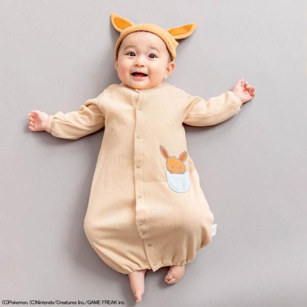 ,,,,#20251215siteoffitems 帽子が付いた新生児用ドレス＆カバーオール。イエローはピカチュウ、ベージュはイーブイの帽子と刺繍がついています。
