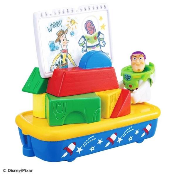 ,#20251215siteoffitems "たくさん集めて自分だけのパレードを作ろう！おうちにディズニートミカパレードがやってくる！夢の世界をつなげよう！"ドリームトミカに【ディズニートミカパレード】シリーズが登場！おもちゃ箱の上に積み...