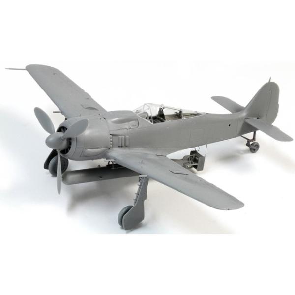 ドラゴン 1/48 WW.II ドイツ空軍 フォッケウルフ Fw190A-5/U14 雷撃機 プラモデル DR5569■メーカー：ドラゴン(DRAGON MODELS)