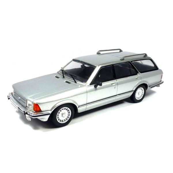 IXO MODELS 1/43 フォード グラナダ MK II Turnier 2.8i Ghia 1982 メタリックシルバー 完成品ダイキャストミニカー CLC455N■メーカー：イクソ