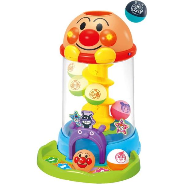 ボールを入れるとくるくるコロコロ、ボールが回転しながらおちてくる!ほっぺがピカピカ! 楽しいおしゃべりやメロディが流れ、くりかえし遊びを促します。アンパンマンのあまたにボールを入れてみましょう。楽しい音が鳴り、アンパンマンのほっぺが光ります...