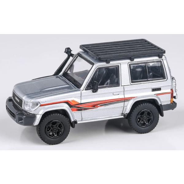 PARA64 1/64 トヨタ ランドクルーザー 71 2014 SWB シルバー RHD ルーフラック付 完成品ダイキャストミニカー PA65566■メーカー：PARAGON MODELS