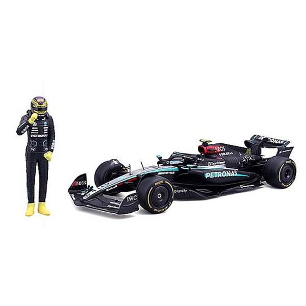 【発売日：2026年07月31日】Bburago 1/24 メルセデス-AMG ペトロナス F1チーム W15 2024 Eパフォーマンス No.44 L.ハミルトン ドライバー付 ウィンドウボックス 完成品ダイキャストミニカー BUR28...