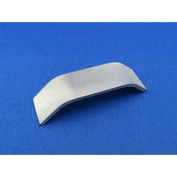 大好評の樹脂専用ステンレス製ヤスリ シャインブレードシリーズに、縦横方向性無しでやすれるヤスリが登場!!ヤスリ目はサンドペーパー#600相当。CNCフライス加工で独自の谷部Uミゾ構造により目詰まりしにくく、独自に配列した複目構造にて、縦横の...