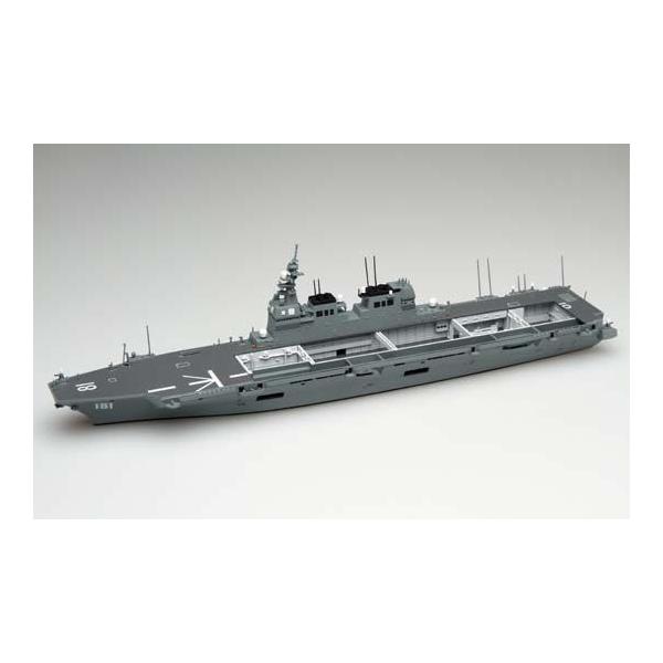 好評発売中の「ひゅうが」がお求め安い価格となって登場です。実艦の「ひゅうが」はマスト部分とアンテナ基部が改装されており、キットも同様に改装されています。最新の「ひゅうが」を楽しめます。また、甲板を透明成型品で同梱しました。内部格納庫を見せる...