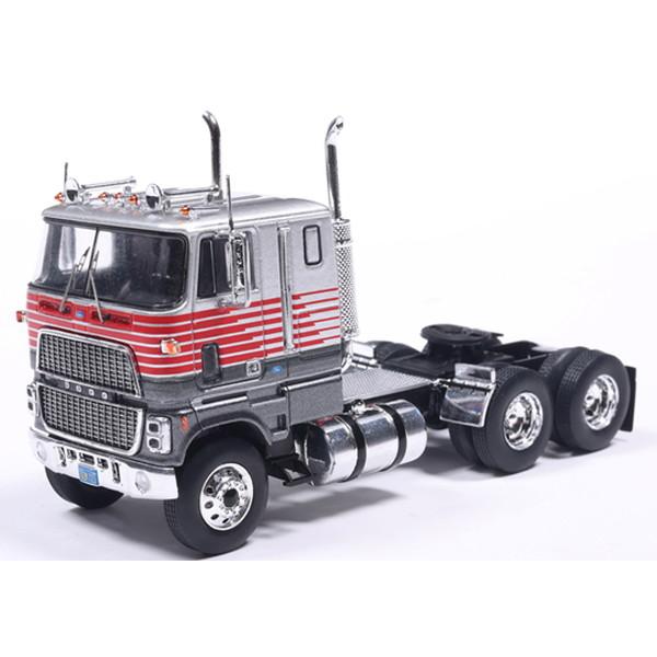 IXO MODELS 1/64 フォード CL 9000 1976 シルバー/レッド 完成品ダイキャストミニカー 64TR015A■メーカー：イクソモデル(IXO MODELS)