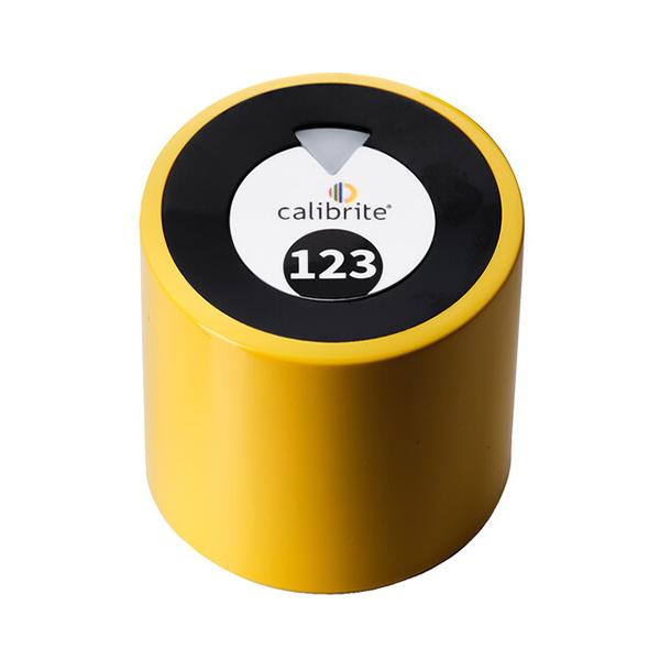 簡単に使えるモニターキャリブレーターのCalibrite Display 123。驚くほど簡単に使えるモニターのカラーセットアップは非常に簡単です。Calibrite Display 123デバイスを接続し、ソフトウェアを起動し、輝度を「N...