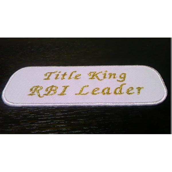 アイロン圧着可ベース地カラー：白刺繍糸カラー：白、金サイズ ：約9.3cm×3.5cm数量 ：1枚単位