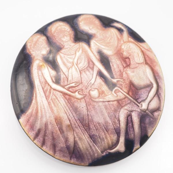 ご覧いただきありがとうございます。商品説明を最後までよくご確認頂き、ご検討ください。★商品サイズ(約)縦:53.8mm横:53.7mm厚み:5.1mm総重量:19.3g多少の擦れ、小傷、若干のピンの曲がりが見られますが、比較的に状態は良いで...