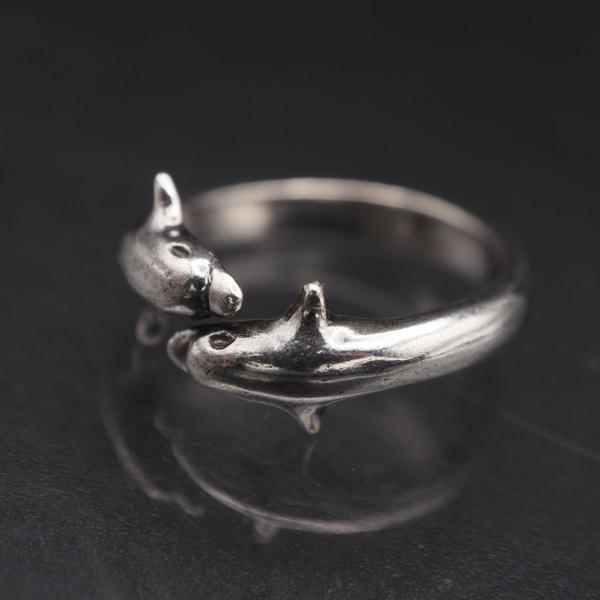 ご覧いただきありがとうございます。商品説明を最後までよくご確認頂き、ご検討ください。★商品サイズ(約)内径:15.4mm幅:8.4mm総重量:3.2g磁気反応:無多少の擦れ、小傷、若干の歪みが見られる場合がございますが、比較的に状態は良いで...